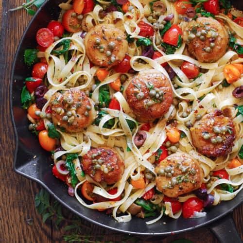 Scallop Pasta with Tomatoes and Spinach in a Lemon Garlic Butter Sauce ...